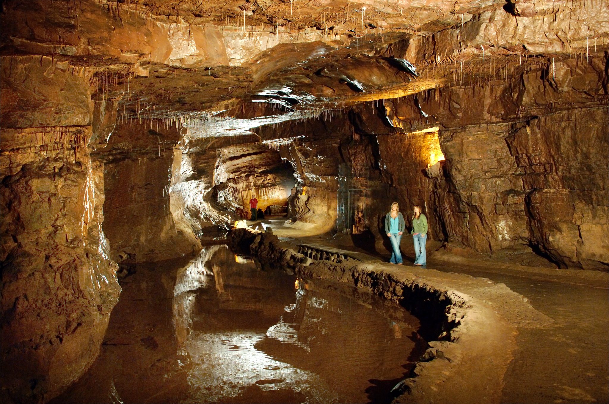 Dan yr Ogof, National Showcaves Centre for Wales - Bannau Brycheiniog